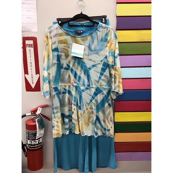 Antthony | Tops | Antthony 2 Piece Blouse And Wide Leg Pants Size ...